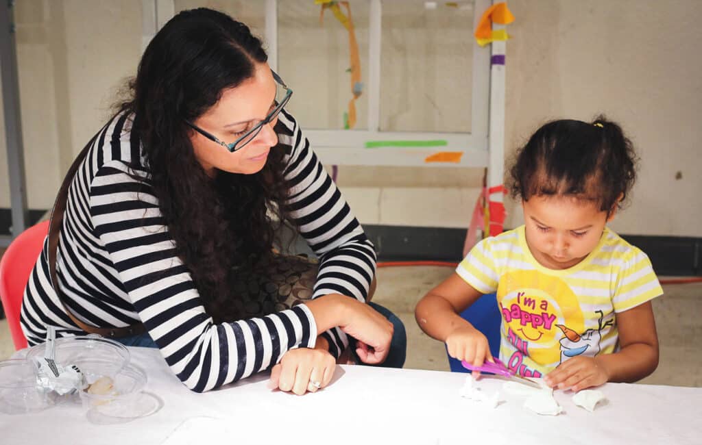 Family Art Programs and Workshops in Orlando - OMA